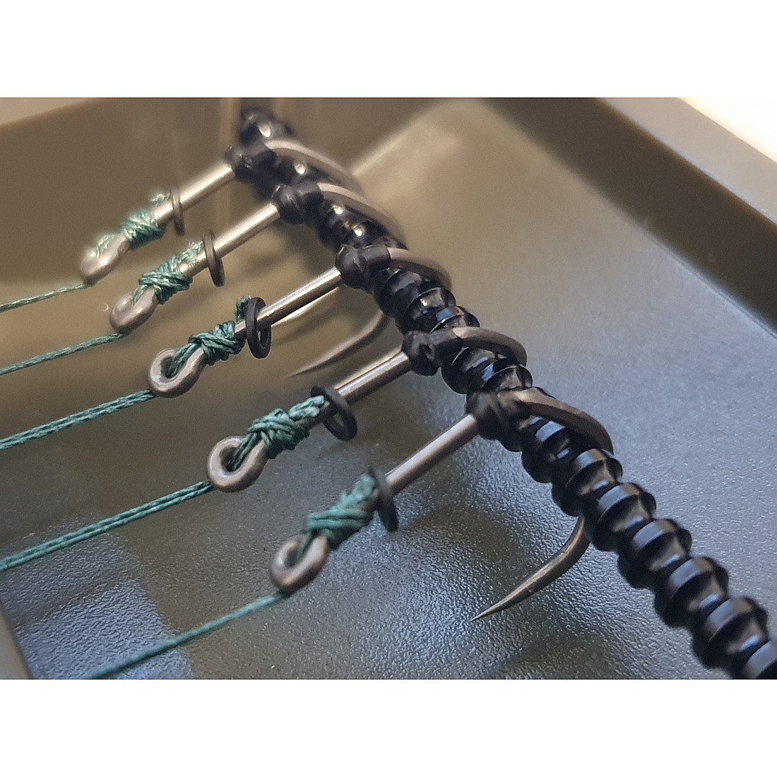 Nash Claw Combi Rigs - Professionally Tied Carp Rigs